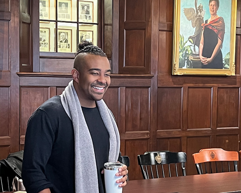 Students Learn Quickly from Poet S.C. Says | The Loomis Chaffee School