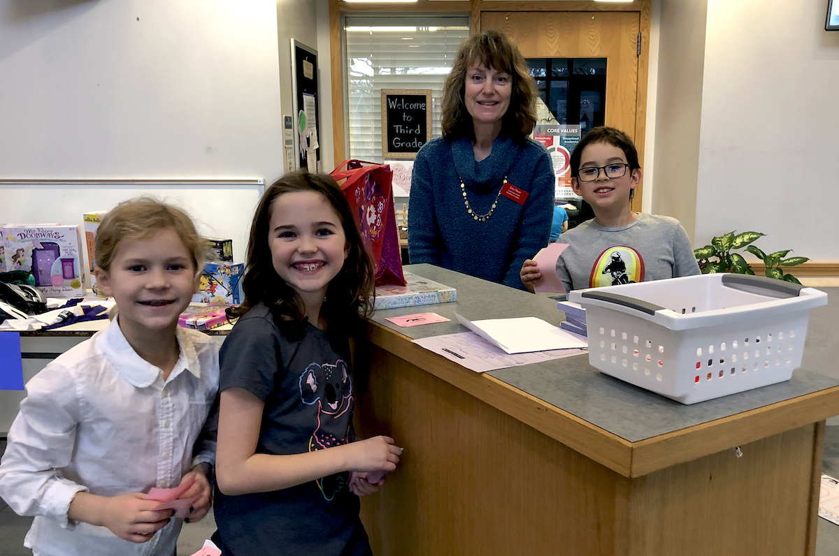 Savvy Economists: Third Grade Classroom Economy Goes Above and Beyond ...