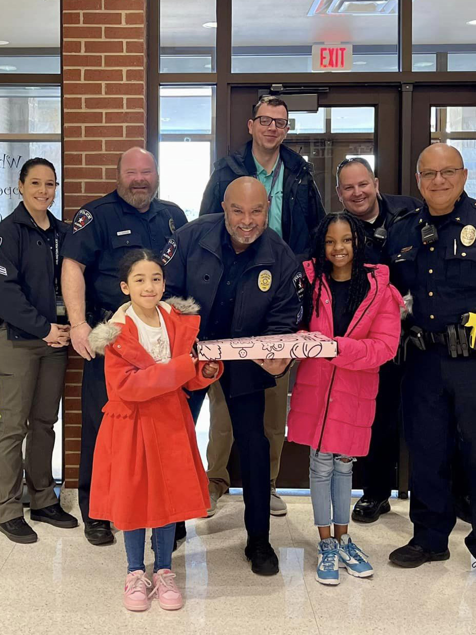 District Celebrates Random Acts of Kindness Day | MISD Newsroom Article ...