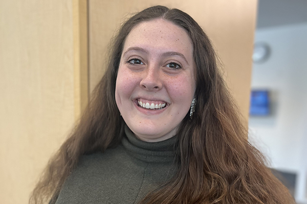 Bear Pause: Eva Druskin '15 | Bear Pause Details