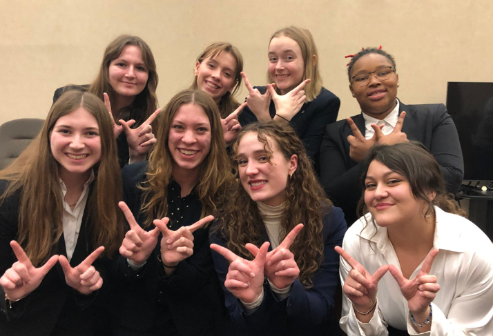 Mock Trial Team Makes Fifth Consecutive Trip to State | News Details
