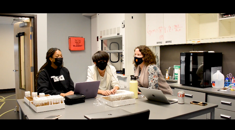 Published Findings from fruit fly lab | LU Article - Latin School of ...