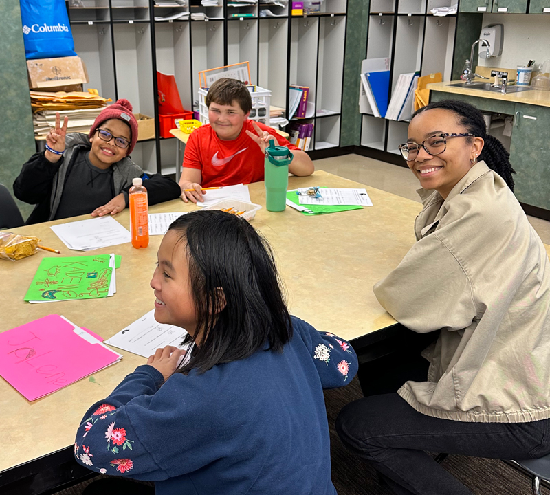 Little Roos tutoring program puts smiles on students’ faces | News Details