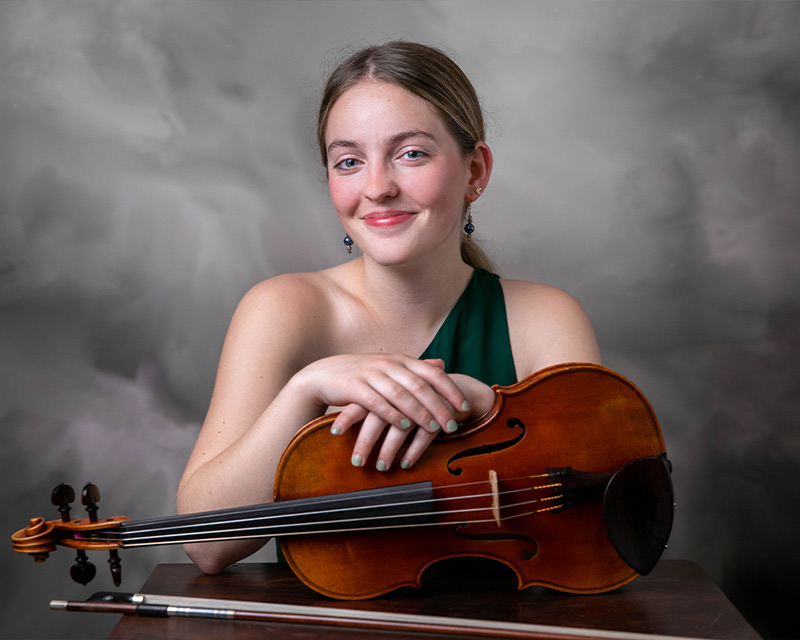 A Grammy For Grad Hannah Adler ’21 | The Loomis Chaffee School