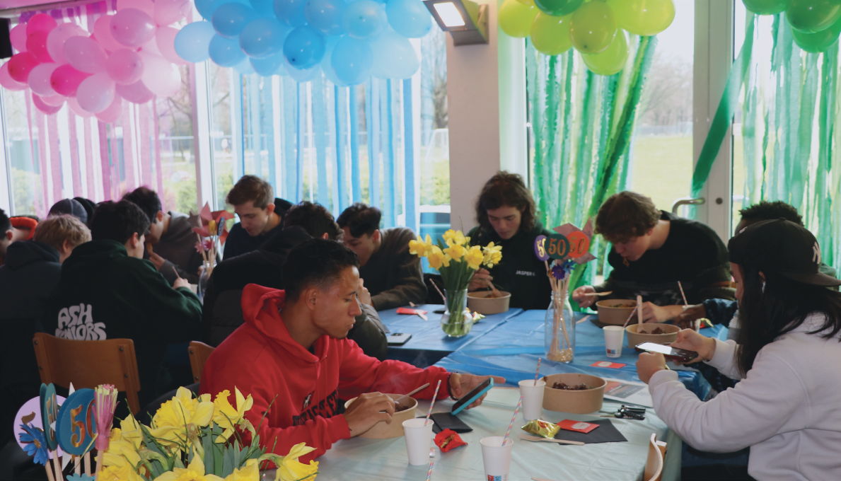 50 DAY COUNTDOWN LUNCH - HIGH SCHOOL SENIORS | Detail Page: CONNECT STORIES