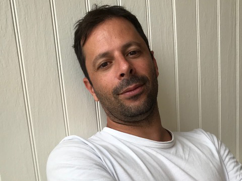 Andrew Weiner ’90: On Writing with Alicia Keys | Story