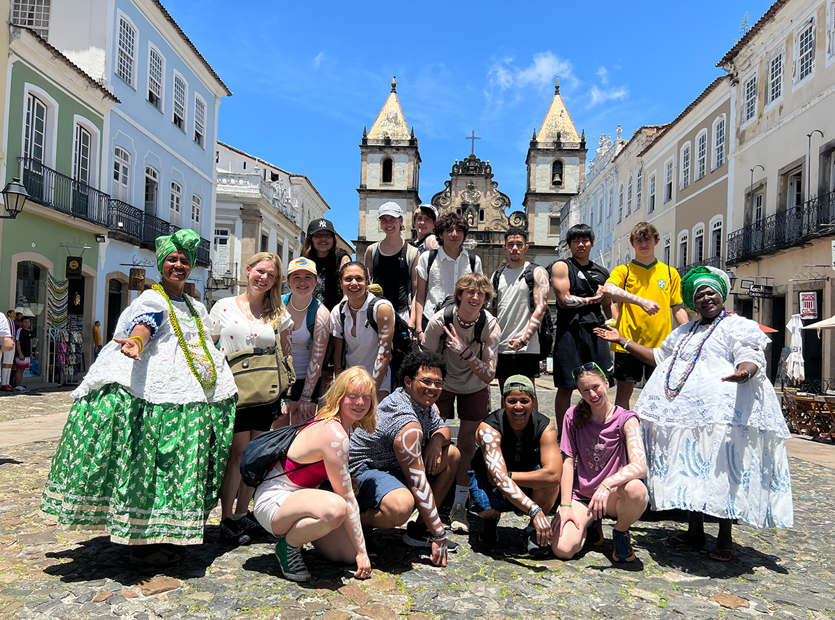 Students Take Part in Spring Break Service and Cultural Trips | News Story