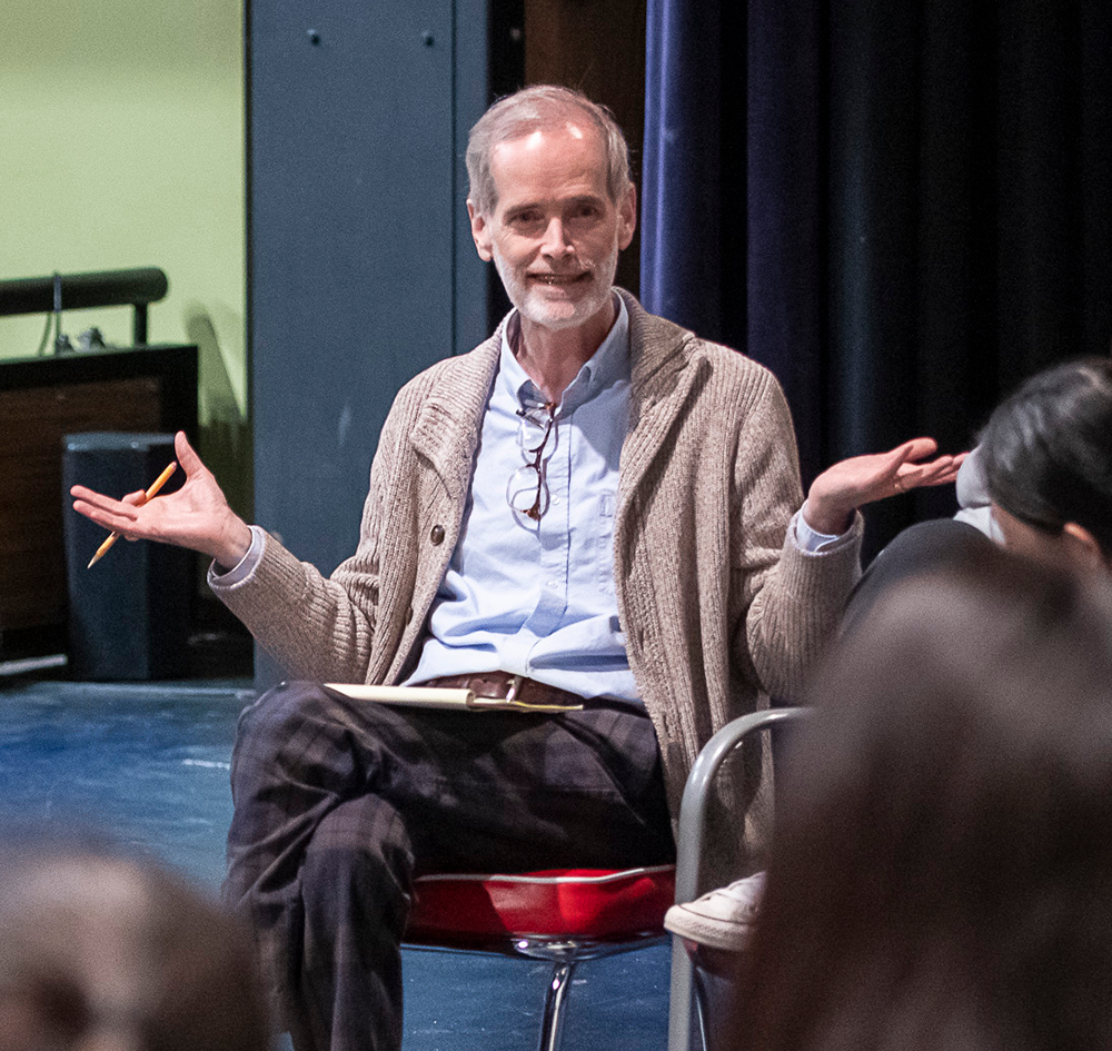 Acclaimed Theater Director Visits NMH | News Story