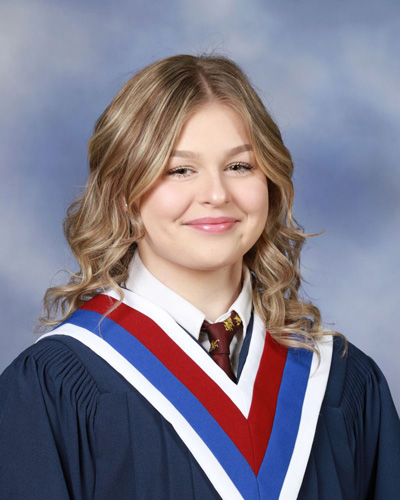 Paige Meyer ’23 | Profile - Meadowridge School | IB World School | BC ...