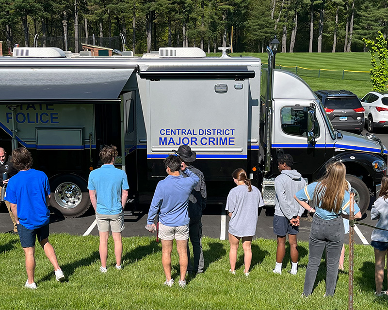 Classroom on Wheels Visits Forensic Science Class | The Loomis Chaffee ...