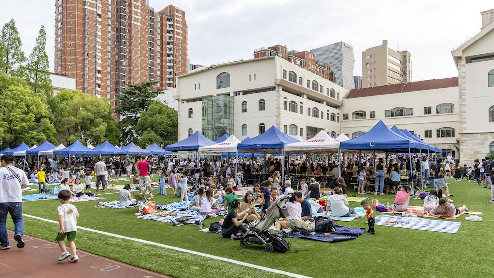 1,700+ Guests Attended the End of the Year BBQ at SCIS Hongqiao | SCIS News