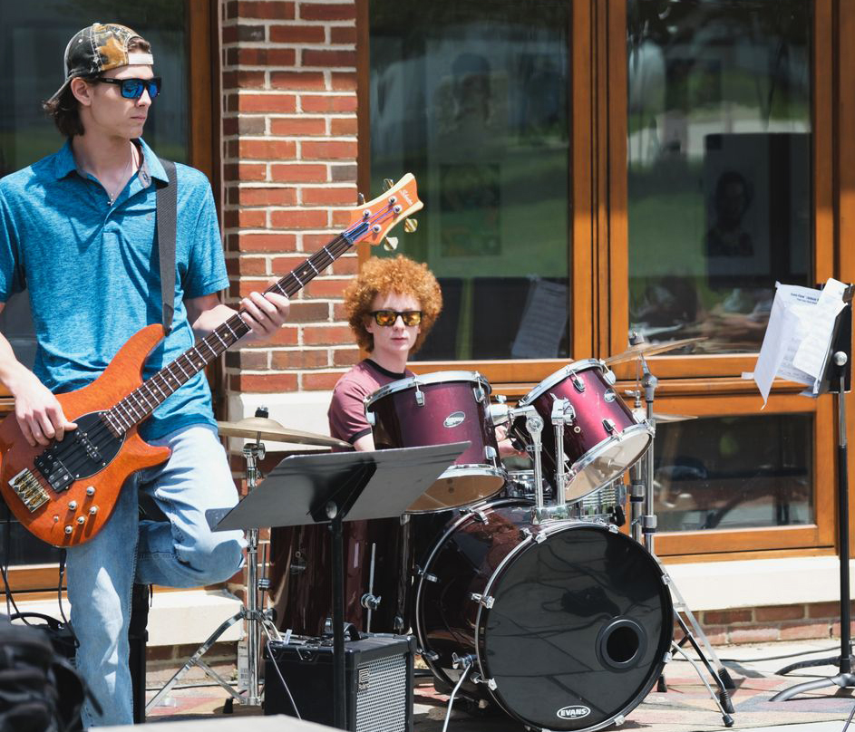 Harvey Band Rocks Out on the Quad | Featured News