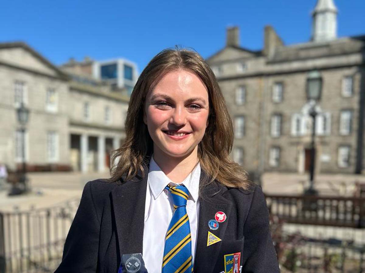 Lola’s language skills recognised with national language award | Latest ...