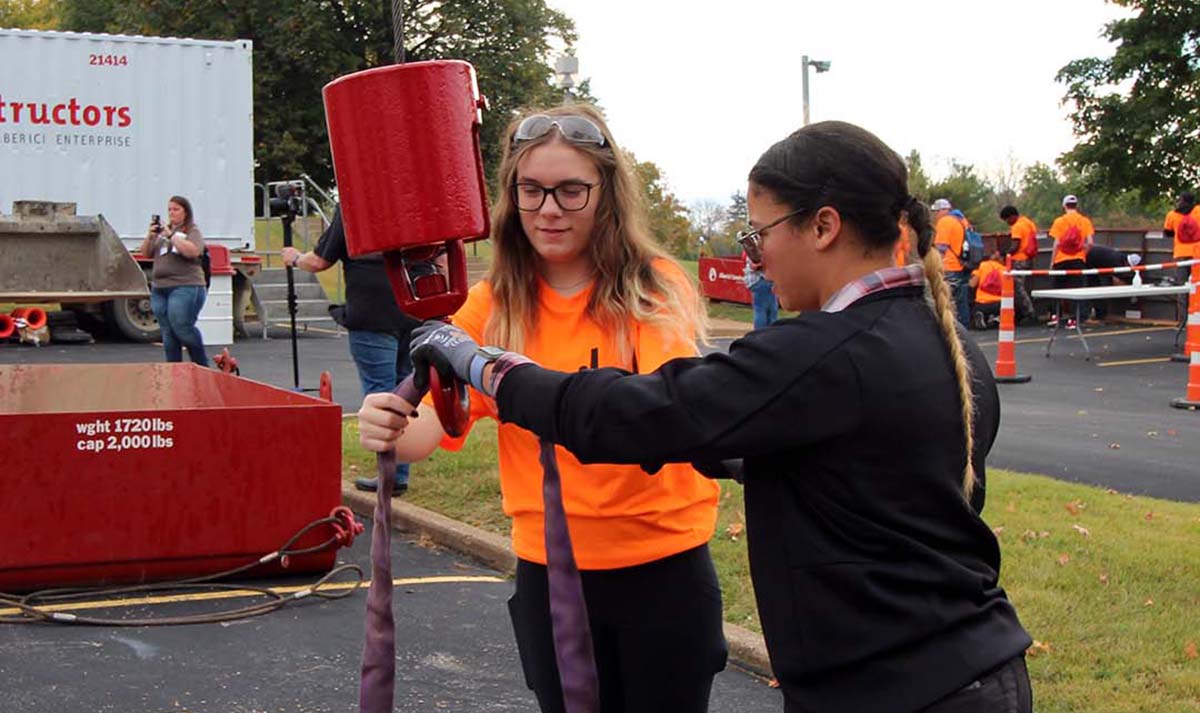 Experiential Learning Program teaches students real-world lessons ...