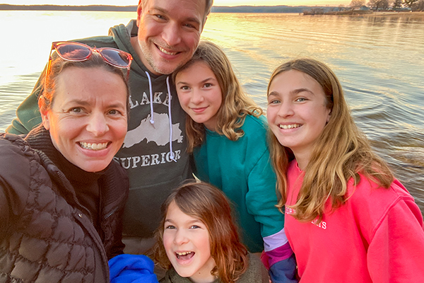 Bear Pause: Julia Connors Soplop ʼ00 | Bear Pause Details