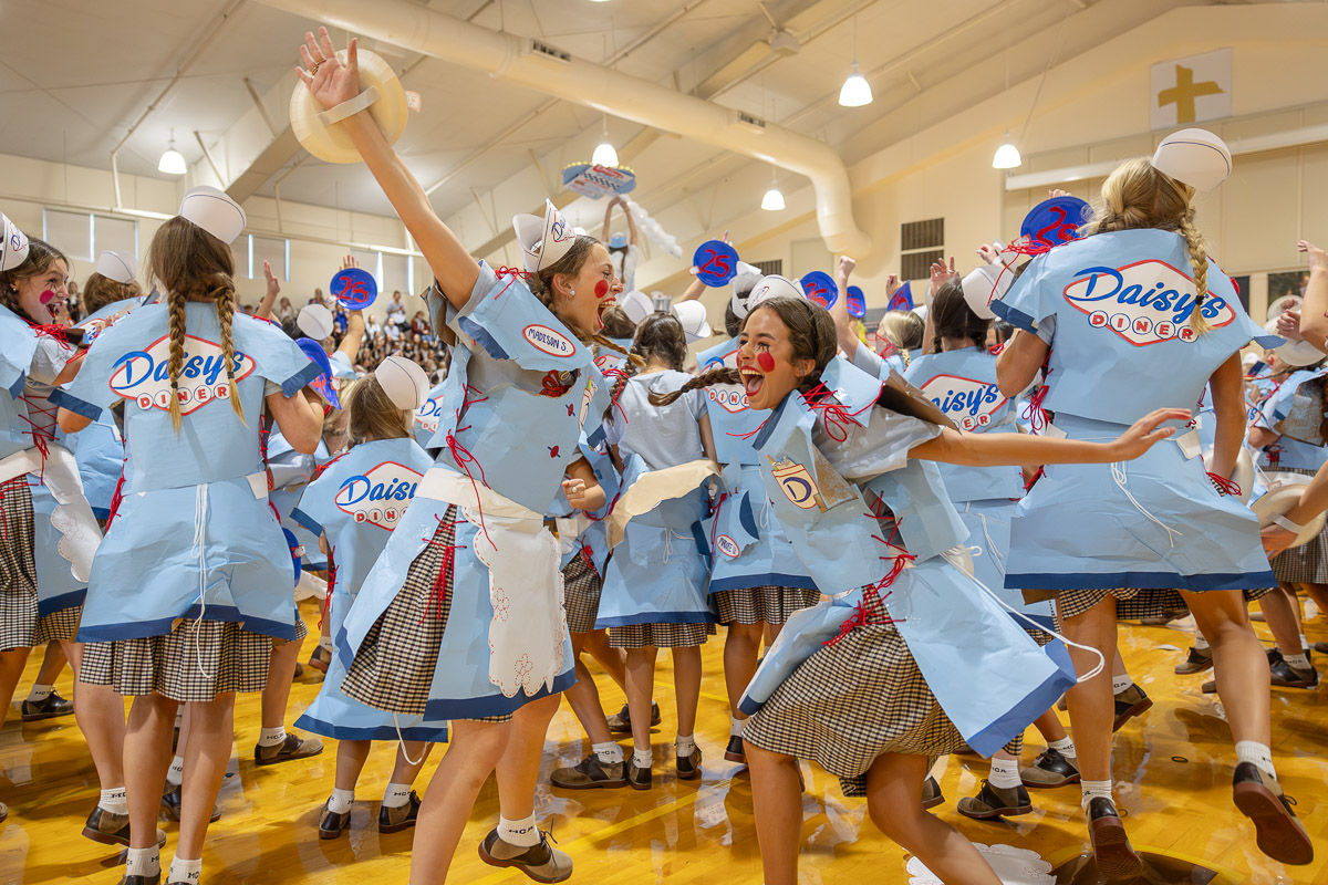 Junior Spirit Day | News Post General - Mount Carmel Academy
