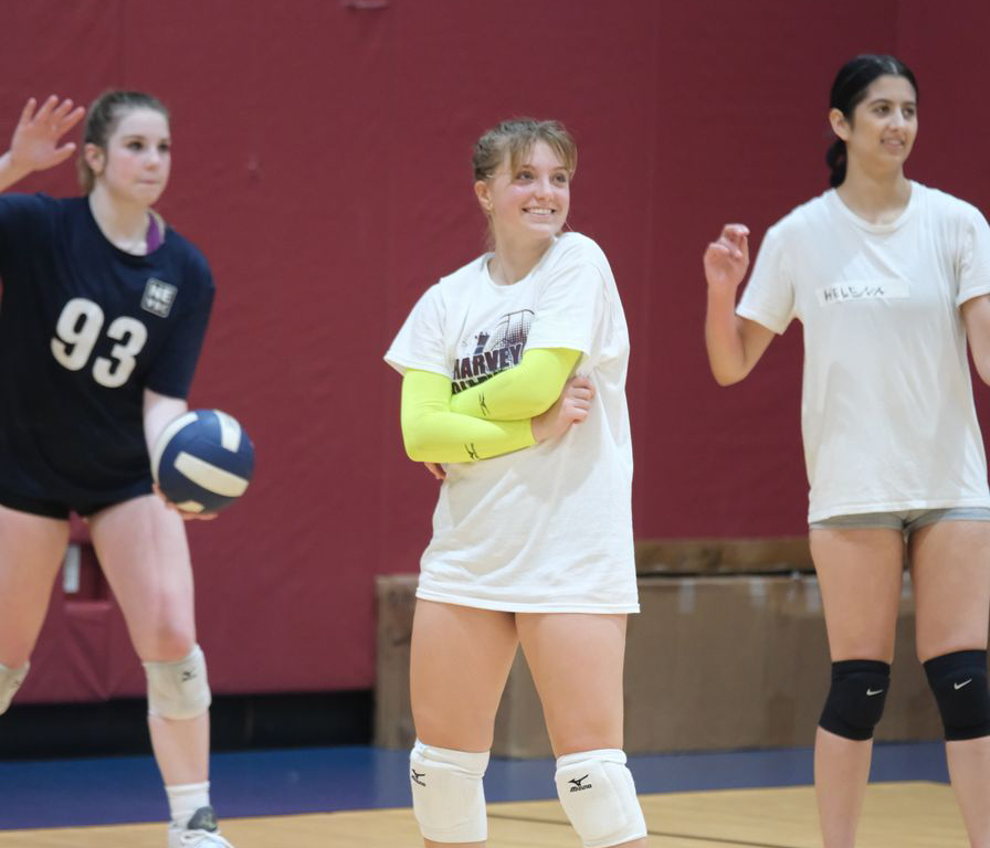 Varsity Volleyball Preview: Strong Roster for the Cavs | Sports Reports