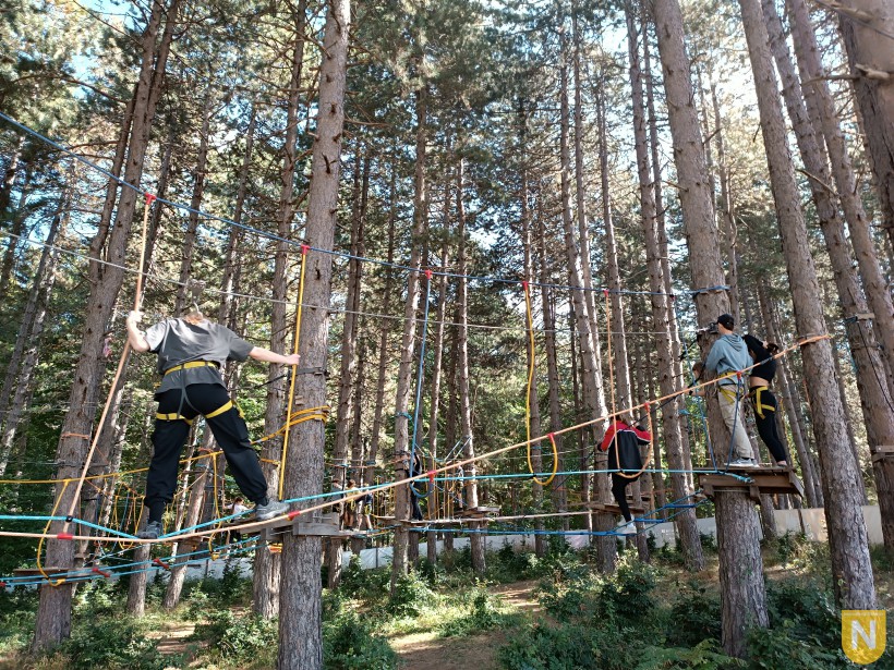 Week Without Walls Program Allows 10th-grade Students to Explore ...