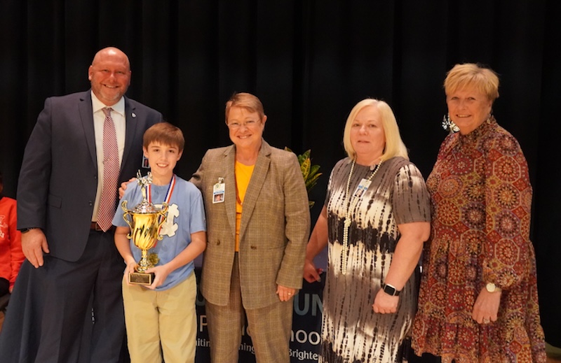 7th grader named Spelling Bee champ | Post Details