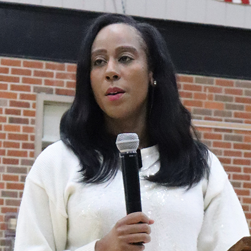 FCPS Alum Shares Life Advice at Crawford | Post Details