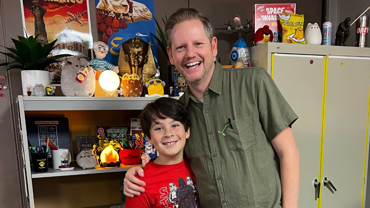 AZ PTA Teacher of the Month Dr. Fredstrom! | News Details