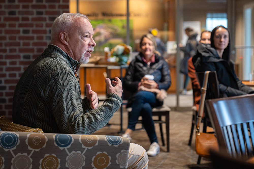Child Psychologist Provides Feedback and Support | USM News