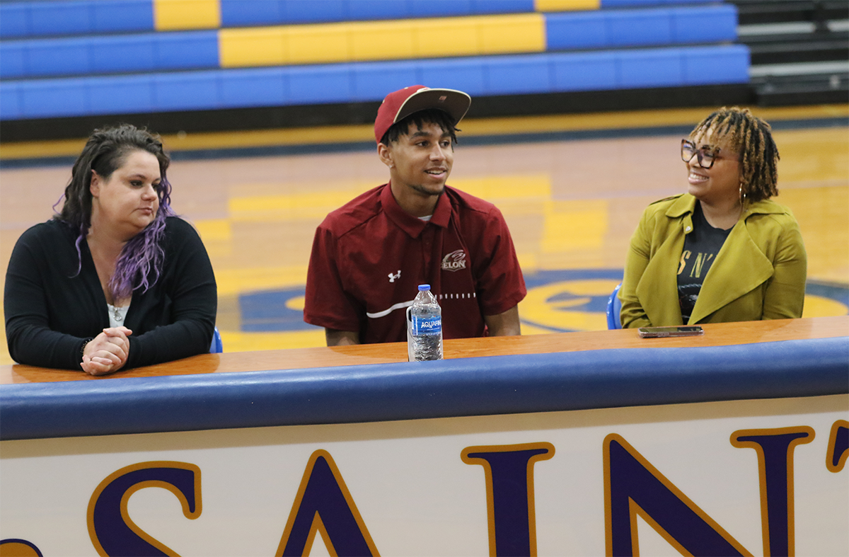 Isaiah Fuhrmann Announces Decision to Continue Football Career at Elon ...