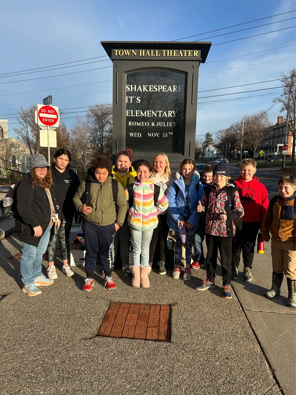 5th Graders at Town Hall Theater | Details