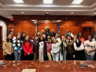 Nelson Mandela/Dr. Hosea Zollicoffer School students visit courthouse ...
