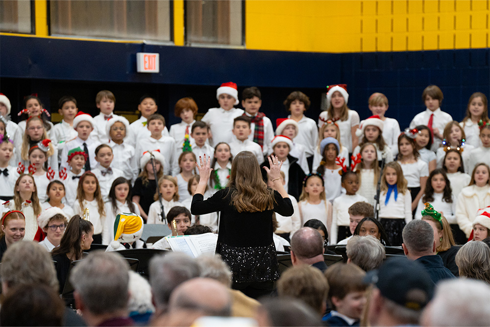 Holiday Spirit Celebrated Through Music | USM News