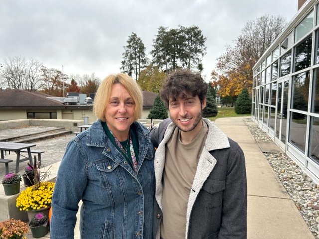 Social Media Expert Max Stossel Presents to RPS Parents and Students ...