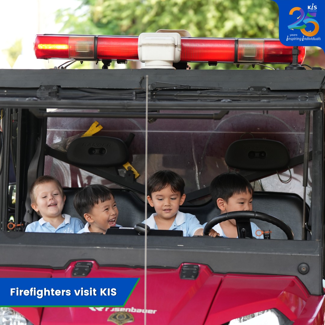 Fire Fighters Visit EY2 | News Template