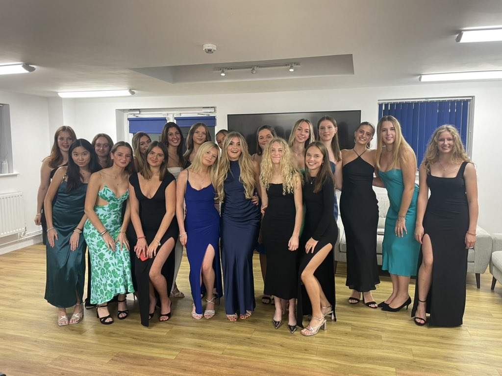 L6 Formal Dinner | Posts Page