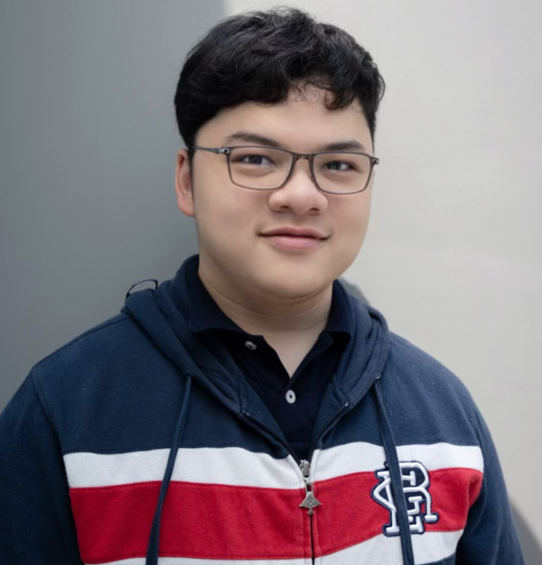 Zhao completes School of The New York Times photojournalism course and ...