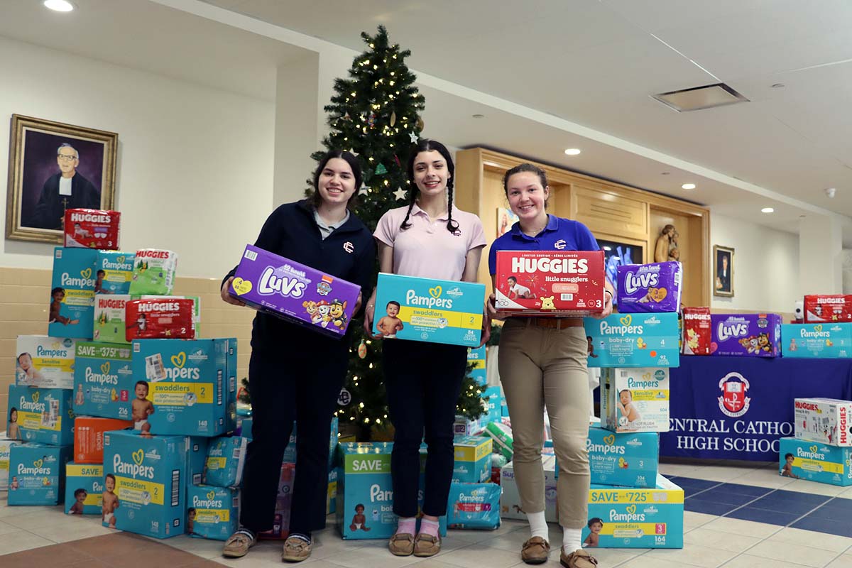 Christmas Project Delivers a Merry Christmas | Central Catholic High ...
