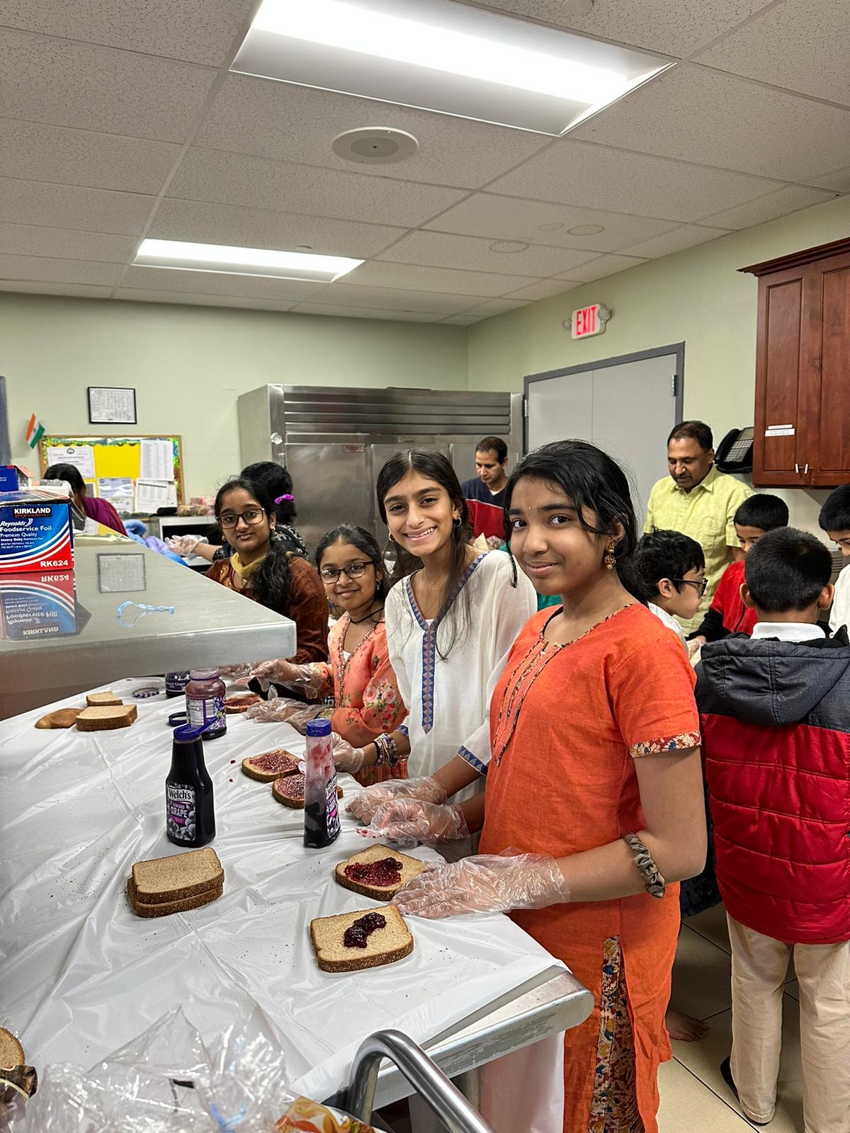 Students Honor MLK’s Legacy with Service, Reflection | News Posts