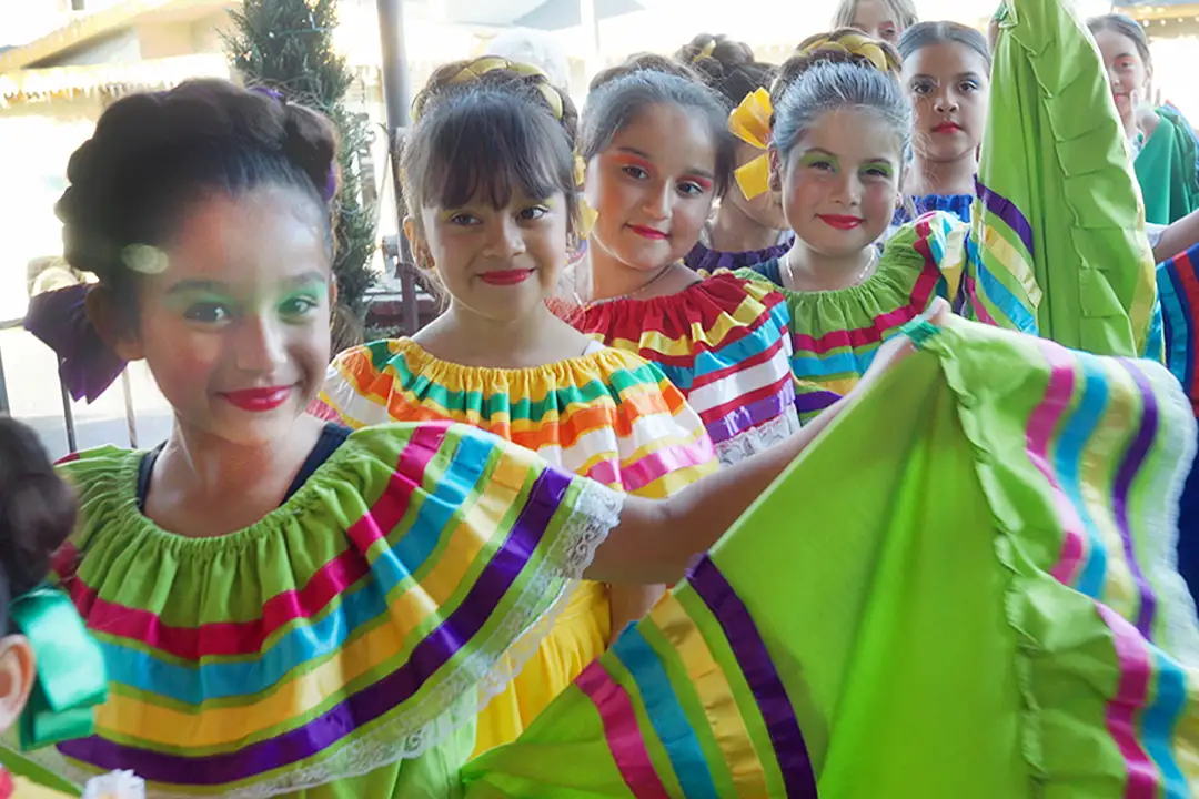Oropeza Folklórico Students Perform for Senior Community | Article Details