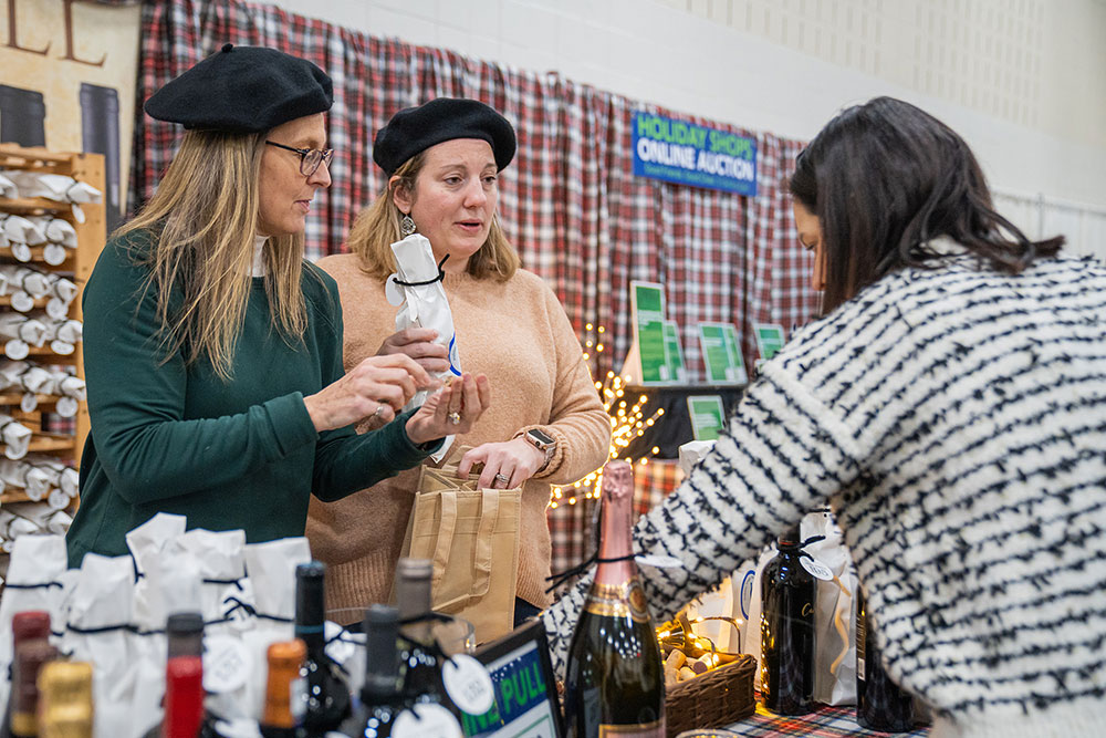 Holiday Shops 2023 | USM Today