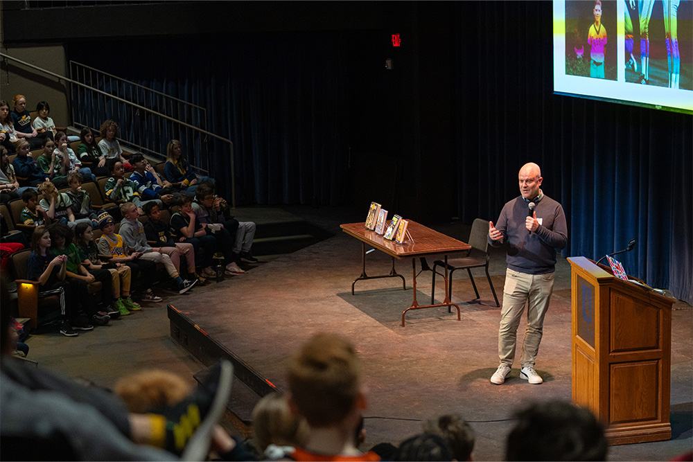 Author Andrew Maraniss Blends Sports with Social Justice | USM News