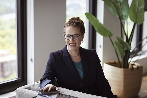 Bear Pause: Kelly Ohman Prchal '00 | Bear Pause Details