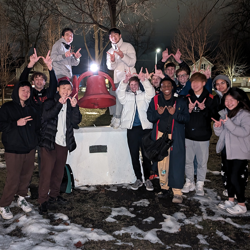 Ring-the-Bell Student-Athletes of the Week—February 19 | News Details