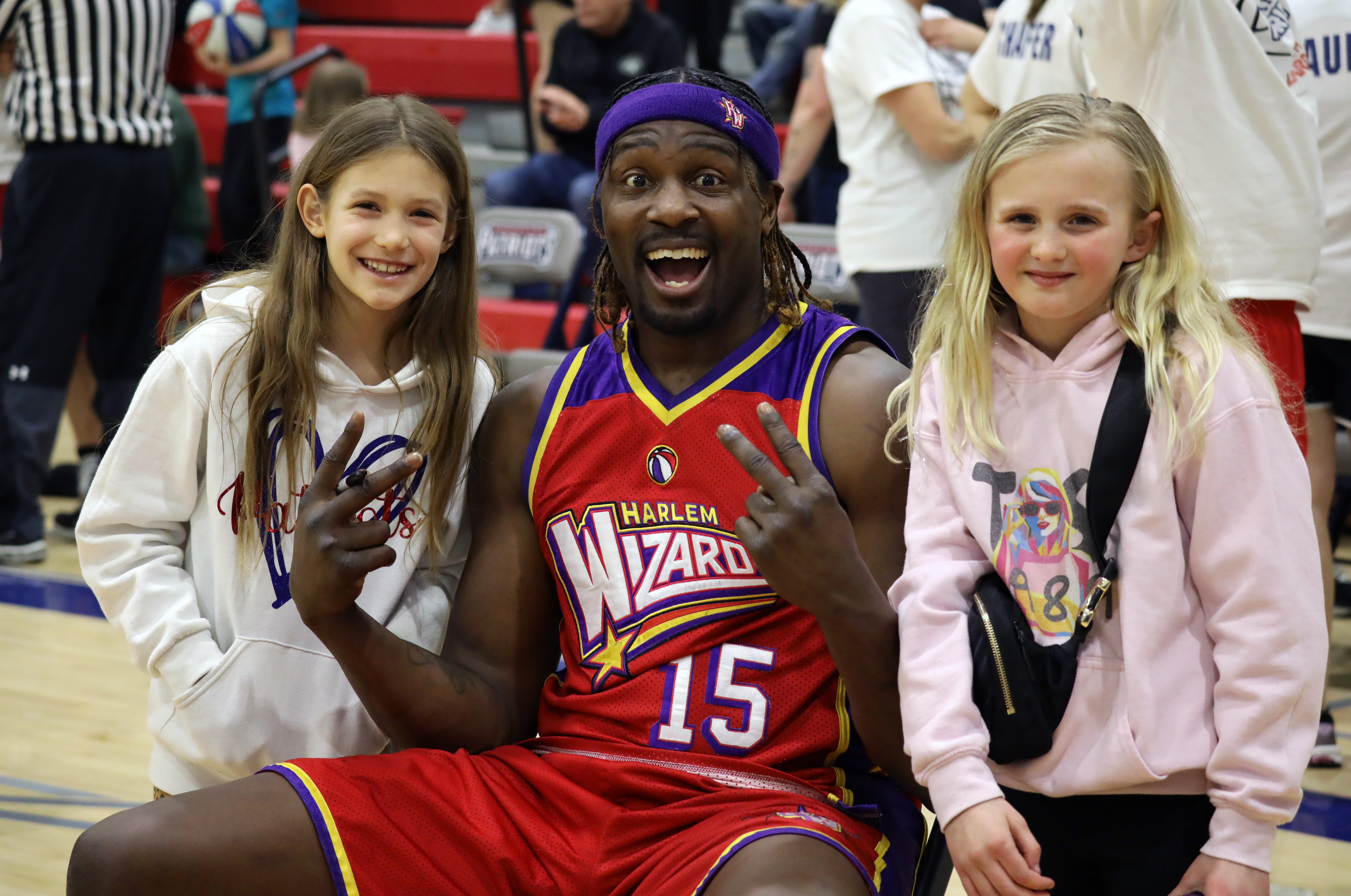 Harlem Wizards dazzle B-P crowd during sports booster club fundraiser ...