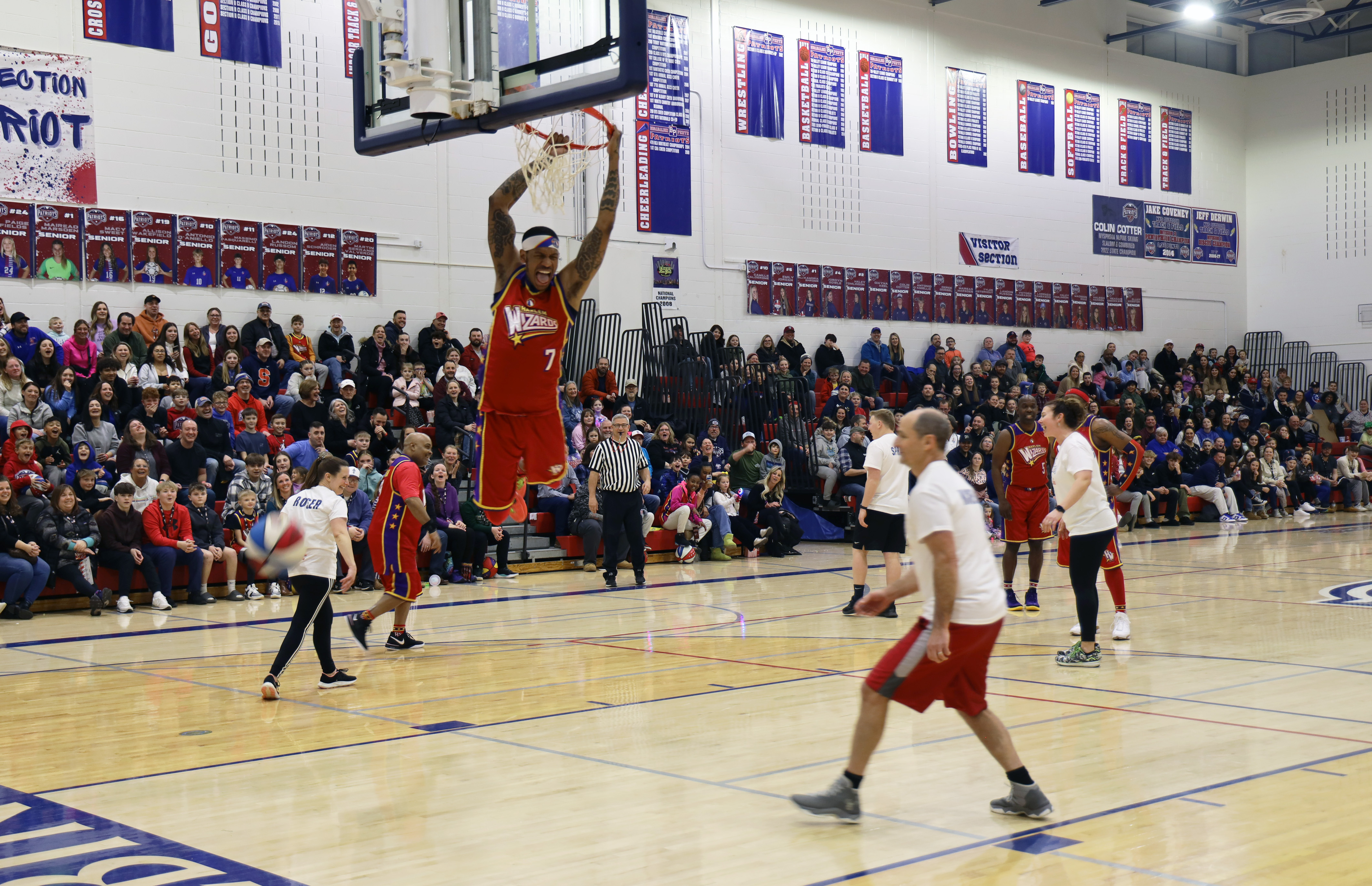 Harlem Wizards dazzle B-P crowd during sports booster club fundraiser ...