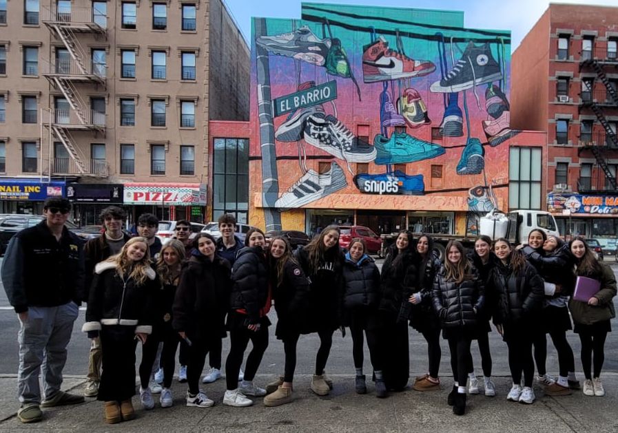 AP Spanish and French Students Visit Vibrant Murals and Mosaics ...