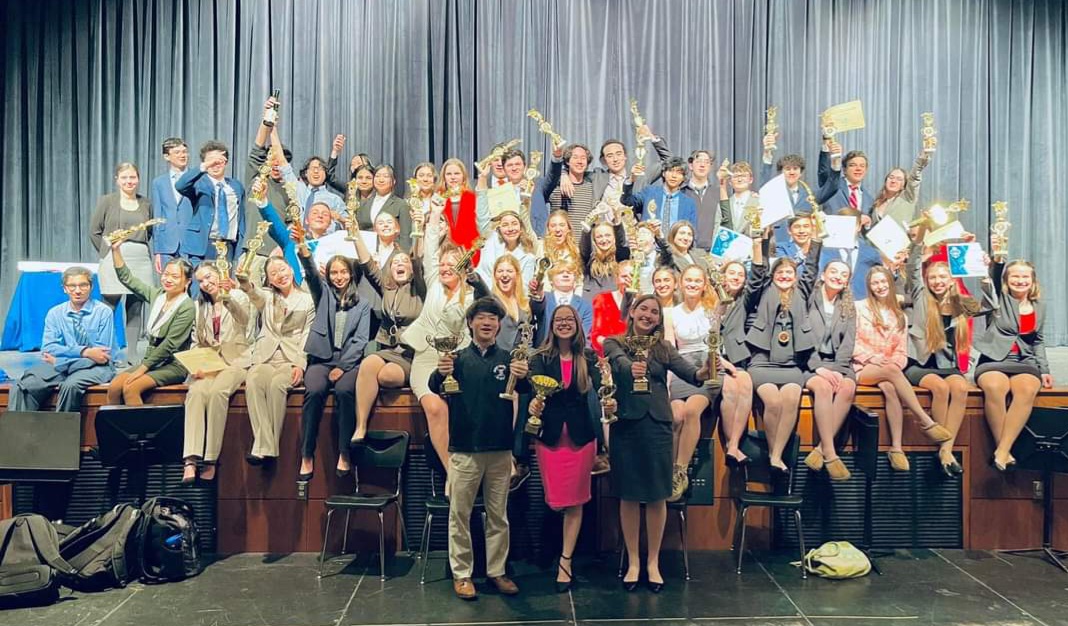 Speech and Debate Team Hosts Information Meetings | News Details ...