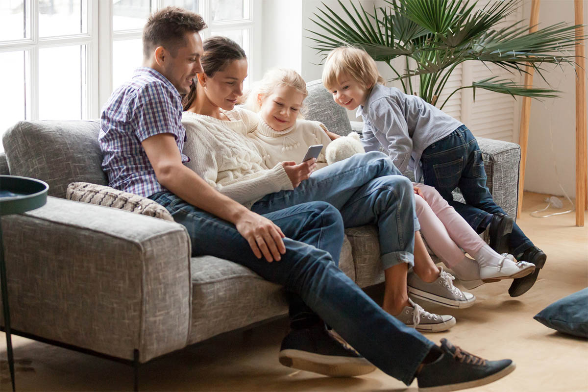 6 Ways a Mobile App Increases Family Engagement in Schools | Finalsite Blog