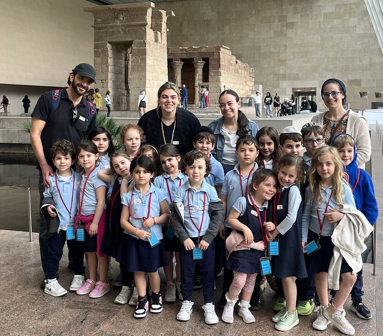 ECC Students Explore Egypt at the Met Museum of Art in Preparation for ...