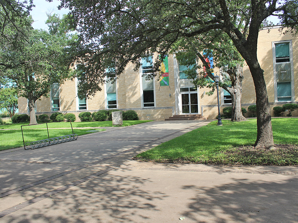 Craig Hall | Details