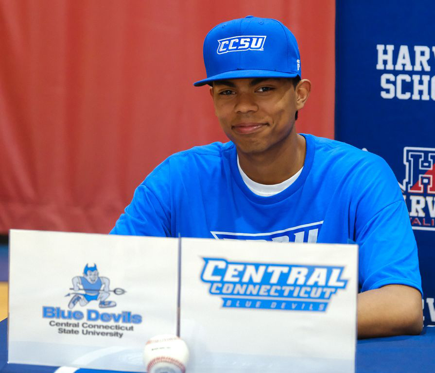 Edwin Sanchez Jr. Commits to CCSU for Baseball | Sports Reports
