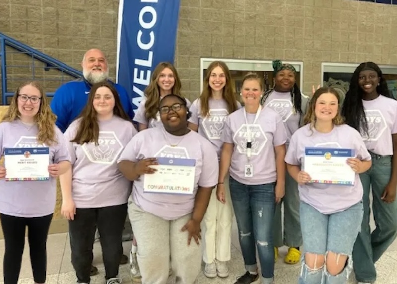 BLHS Students Recognized for Community Service | article